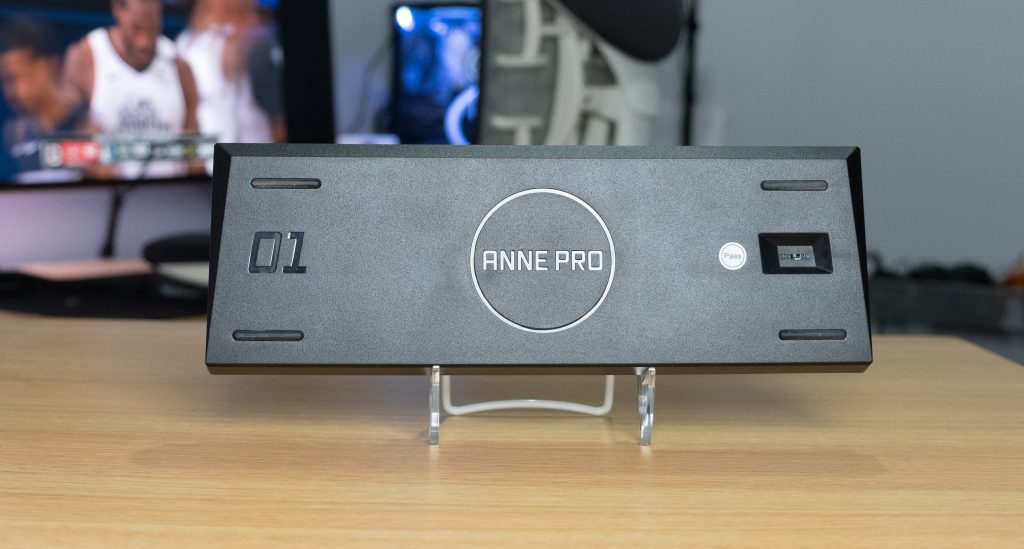 Anne Pro 2 - Highly Customizable 60% Wireless