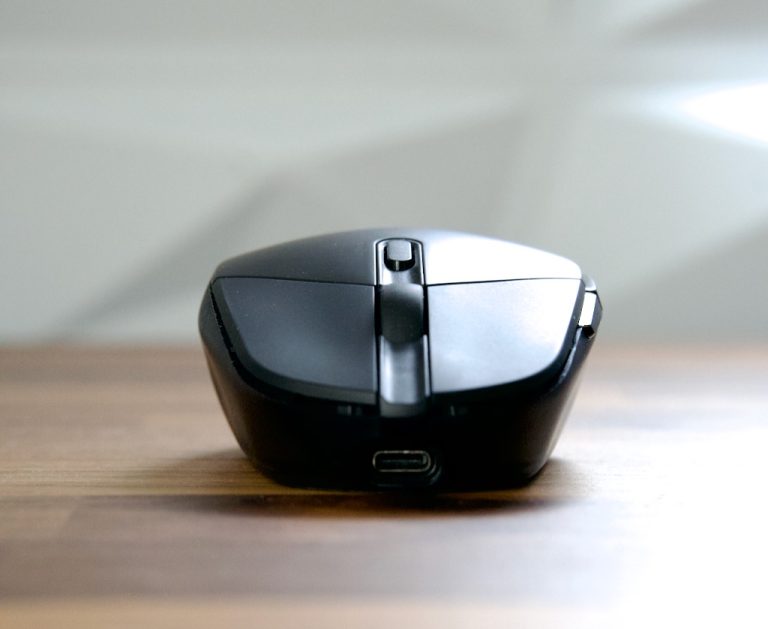 Logitech G303 Shroud Edition Mouse Review