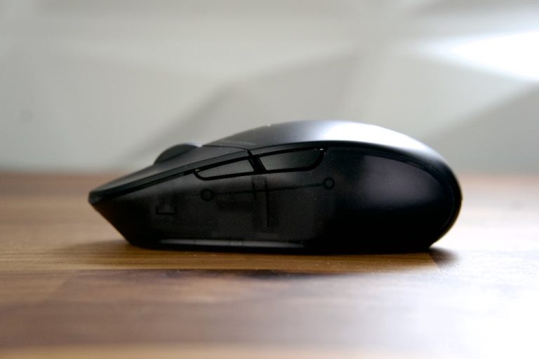 Logitech G303 Shroud Edition Mouse Review