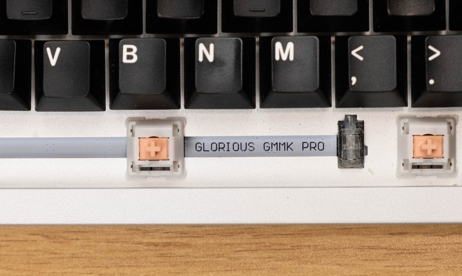 Glorious GMMK Pro Keyboard Review - Gloriously Premium
