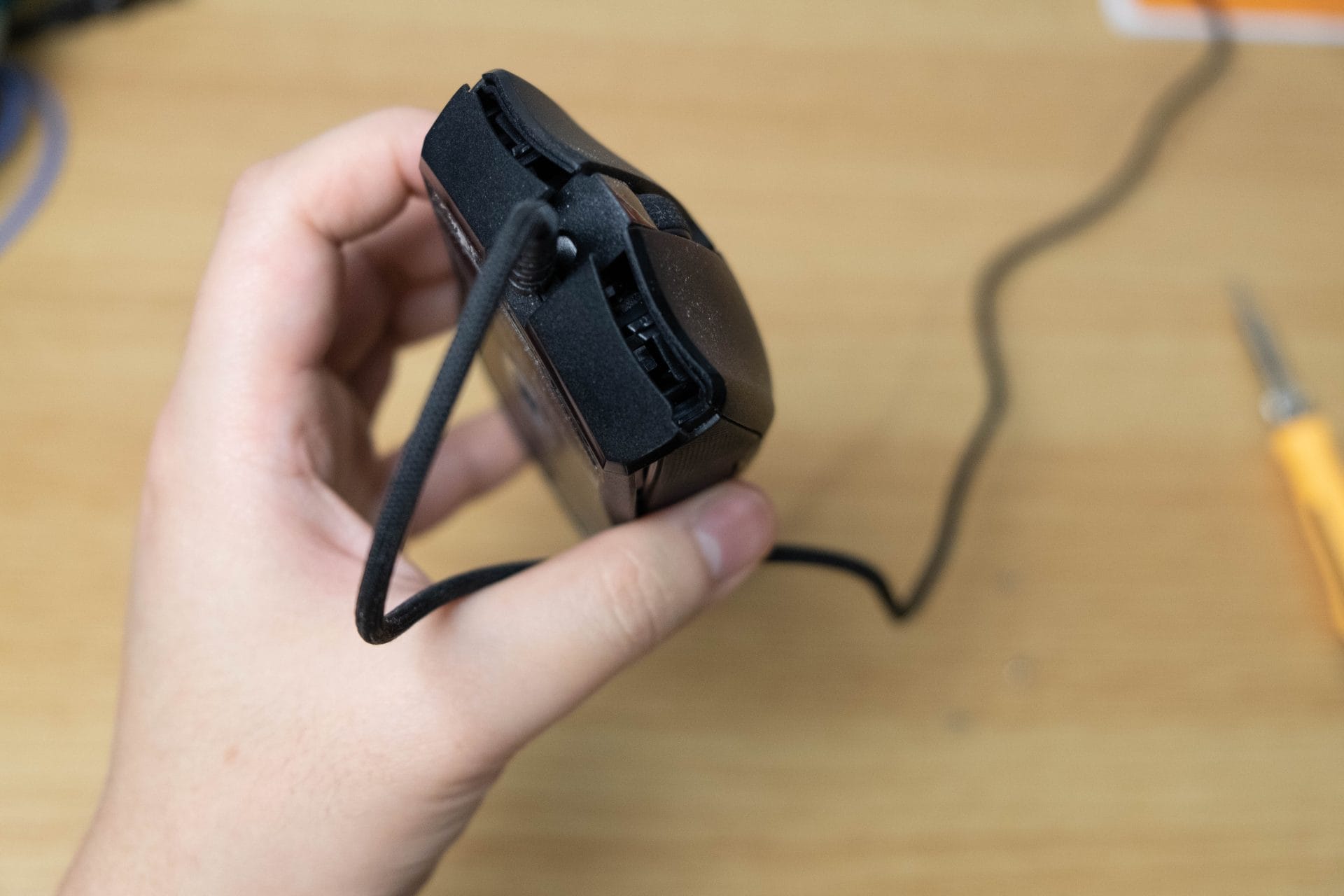 Paracord Mouse Guide