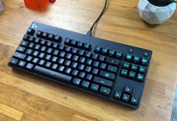 Logitech G Pro Keyboard Review - Great RGB, Okay Switches