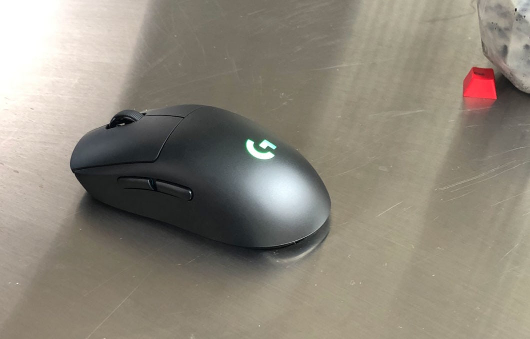 Logitech G Pro Wireless Review - Super Light With Amazing Battery Life