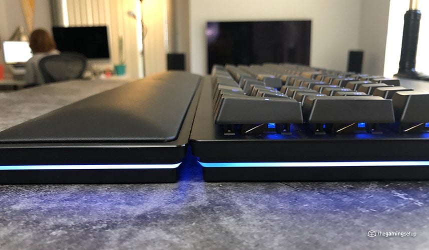 Razer Huntsman Elite Review - Smooth Refinement