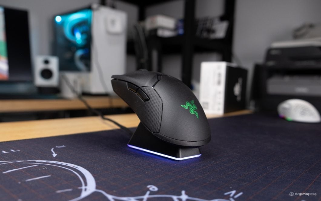 Razer Viper Ultimate Review - On Top Of The Wireless Charts